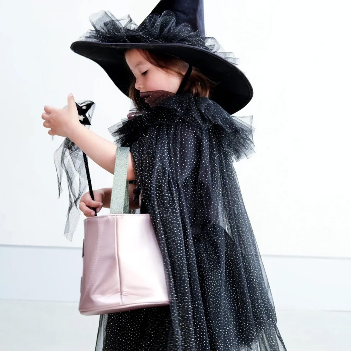 Esmerelda Witch Cape | Mimi & Lula – Playdreamers