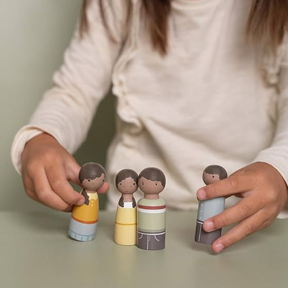 Evi Wooden Family | Little Dutch – Playdreamers